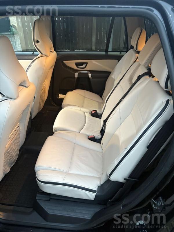 Melns Volvo XC90 2011 Rīga, ar dzinēja tilpumu 3.20 L un nobraukumu 342 tūkst. km par 9750 €, foto 8 vietnē AUTOMOTO.COM.LV