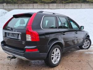 Melns Volvo XC90 2011 Viļņa, ar dzinēja tilpumu 2.40 L un nobraukumu 275 tūkst. km par 11650 €, foto 12 vietnē AUTOMOTO.COM.LV