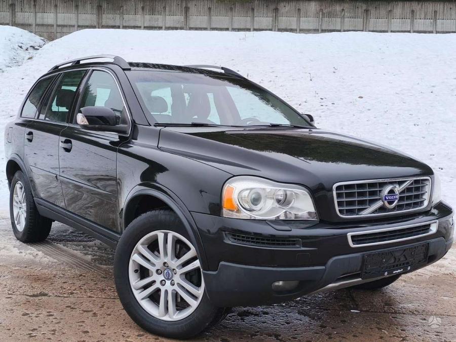 Melns Volvo XC90 2011 Viļņa, ar dzinēja tilpumu 2.40 L un nobraukumu 275 tūkst. km par 11480 €, foto 2 vietnē AUTOMOTO.COM.LV
