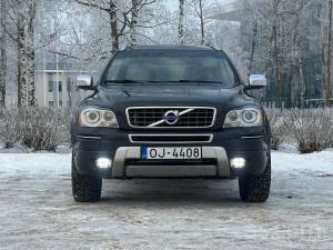Melns Volvo XC90 2011 Jelgava, ar dzinēja tilpumu 2.40 L un nobraukumu 0 tūkst. km par 11800 €, foto 2 vietnē AUTOMOTO.COM.LV