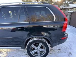 Melns Volvo XC90 2011 Šauļi, ar dzinēja tilpumu 2.40 L un nobraukumu 258 tūkst. km par 10500 €, foto 7 vietnē AUTOMOTO.COM.LV