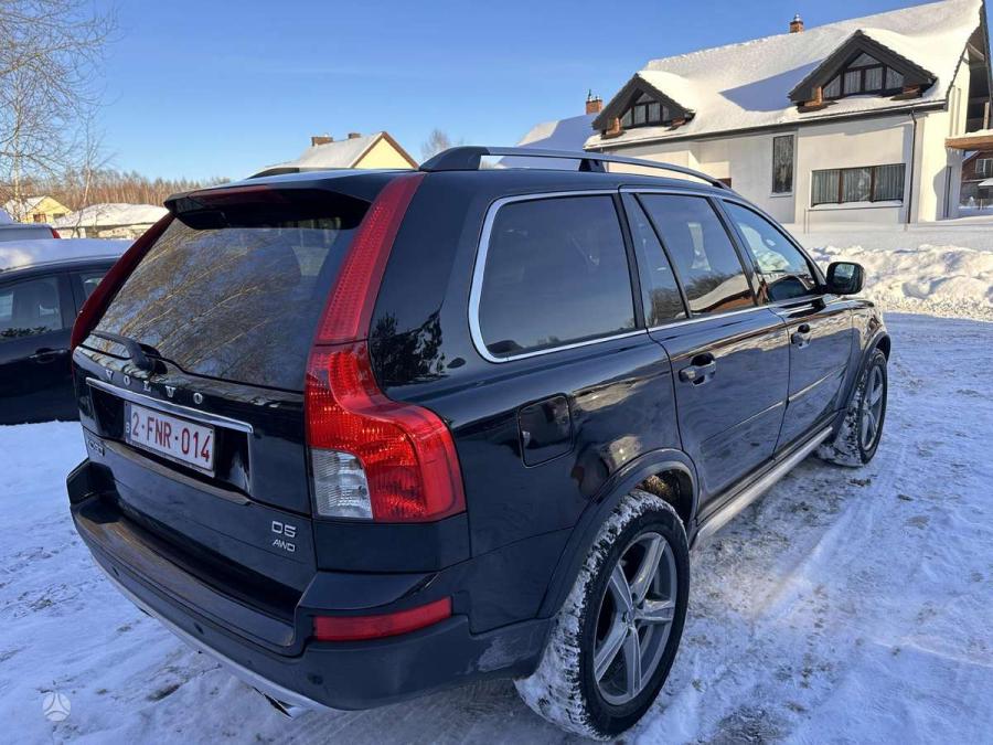Melns Volvo XC90 2011 Šauļi, ar dzinēja tilpumu 2.40 L un nobraukumu 258 tūkst. km par 10500 €, foto 10 vietnē AUTOMOTO.COM.LV