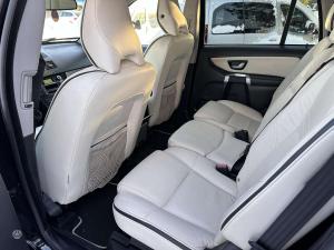 Melns Volvo XC90 2011 Šauļi, ar dzinēja tilpumu 2.40 L un nobraukumu 258 tūkst. km par 10500 €, foto 16 vietnē AUTOMOTO.COM.LV