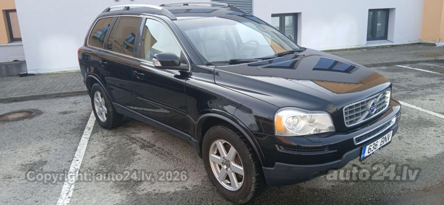 Melns Volvo XC90 2011 Tallina, ar dzinēja tilpumu 2.40 L un nobraukumu 234 tūkst. km par 9700 €, foto 1 vietnē AUTOMOTO.COM.LV