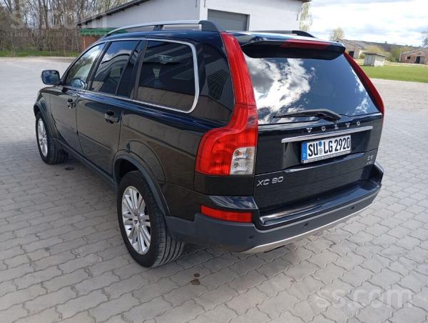 Melns Volvo XC90 2011 Bauska, ar dzinēja tilpumu 2.40 L un nobraukumu 259 tūkst. km par 8990 €, foto 3 vietnē AUTOMOTO.COM.LV