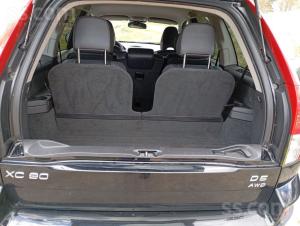 Melns Volvo XC90 2011 Bauska, ar dzinēja tilpumu 2.40 L un nobraukumu 259 tūkst. km par 8990 €, foto 10 vietnē AUTOMOTO.COM.LV