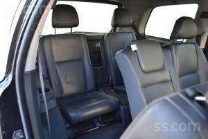 Black Volvo XC90 2011 in Riga, with an engine capacity of 2.40 L and mileage of 288 thousand km for 9390 €, photo 15 on AUTOMOTO.COM.LV