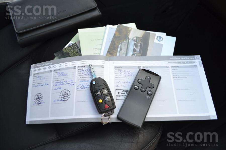 Black Volvo XC90 2011 in Riga, with an engine capacity of 2.40 L and mileage of 288 thousand km for 9390 €, photo 30 on AUTOMOTO.COM.LV