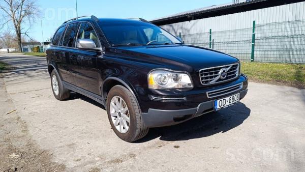 Black Volvo XC90 2011 in Riga, with an engine capacity of 2.40 L and mileage of 313 thousand km for 7800 €, photo 3 on AUTOMOTO.COM.LV