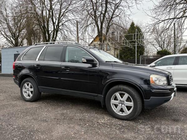 Melns Volvo XC90 2011 Rīga, ar dzinēja tilpumu 2.40 L un nobraukumu 0 tūkst. km par 8500 €, foto 3 vietnē AUTOMOTO.COM.LV