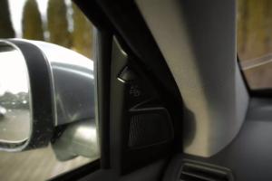 Black Volvo XC90 2011 in Jelgava, with an engine capacity of 2.40 L and mileage of 316 thousand km for 10400 €, photo 13 on AUTOMOTO.COM.LV