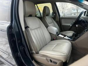 Melns Volvo XC90 2011 Jelgava, ar dzinēja tilpumu 2.40 L un nobraukumu 253 tūkst. km par 11600 €, foto 12 vietnē AUTOMOTO.COM.LV