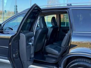 Melns Volvo XC90 2011 Rēzekne, ar dzinēja tilpumu 2.40 L un nobraukumu 250 tūkst. km par 8990 €, foto 11 vietnē AUTOMOTO.COM.LV