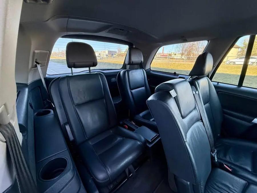 Melns Volvo XC90 2011 Rēzekne, ar dzinēja tilpumu 2.40 L un nobraukumu 250 tūkst. km par 8990 €, foto 14 vietnē AUTOMOTO.COM.LV