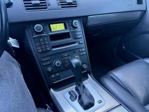 Melns Volvo XC90 2011 Rēzekne, ar dzinēja tilpumu 2.40 L un nobraukumu 250 tūkst. km par 8990 €, foto 20 vietnē AUTOMOTO.COM.LV