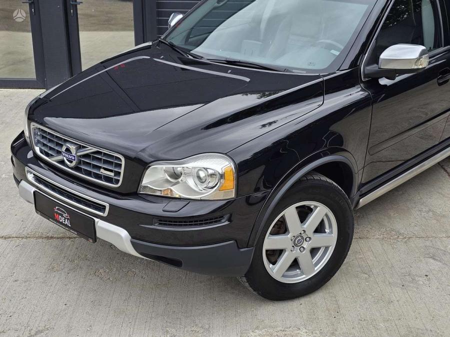 Melns Volvo XC90 2011 Utena, ar dzinēja tilpumu 2.40 L un nobraukumu 275 tūkst. km par 9750 €, foto 5 vietnē AUTOMOTO.COM.LV
