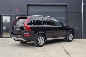 Melns Volvo XC90 2011 Utena, ar dzinēja tilpumu 2.40 L un nobraukumu 275 tūkst. km par 9750 €, foto 8 vietnē AUTOMOTO.COM.LV