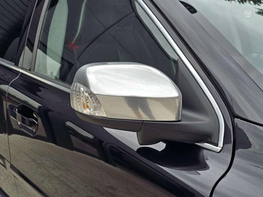 Melns Volvo XC90 2011 Utena, ar dzinēja tilpumu 2.40 L un nobraukumu 275 tūkst. km par 9750 €, foto 21 vietnē AUTOMOTO.COM.LV