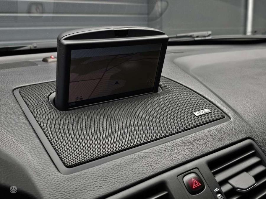 Melns Volvo XC90 2011 Utena, ar dzinēja tilpumu 2.40 L un nobraukumu 275 tūkst. km par 9750 €, foto 36 vietnē AUTOMOTO.COM.LV