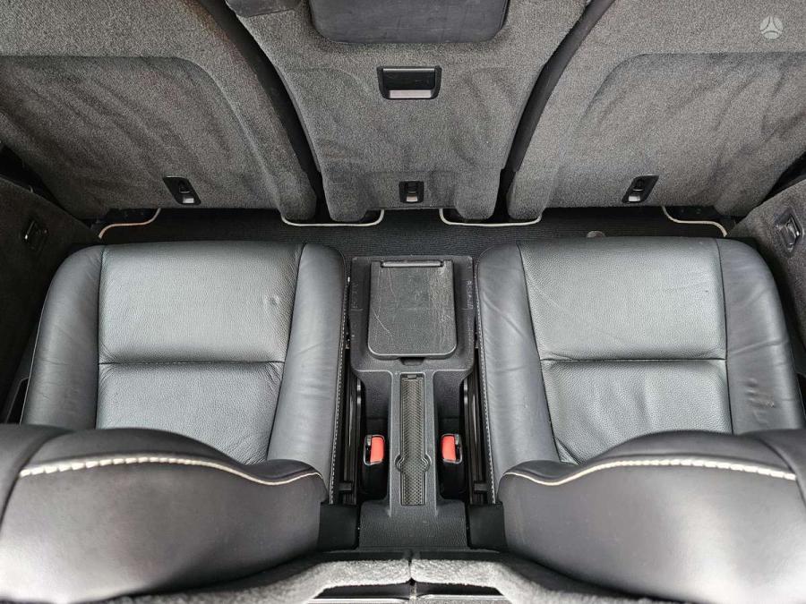 Melns Volvo XC90 2011 Utena, ar dzinēja tilpumu 2.40 L un nobraukumu 275 tūkst. km par 9750 €, foto 45 vietnē AUTOMOTO.COM.LV