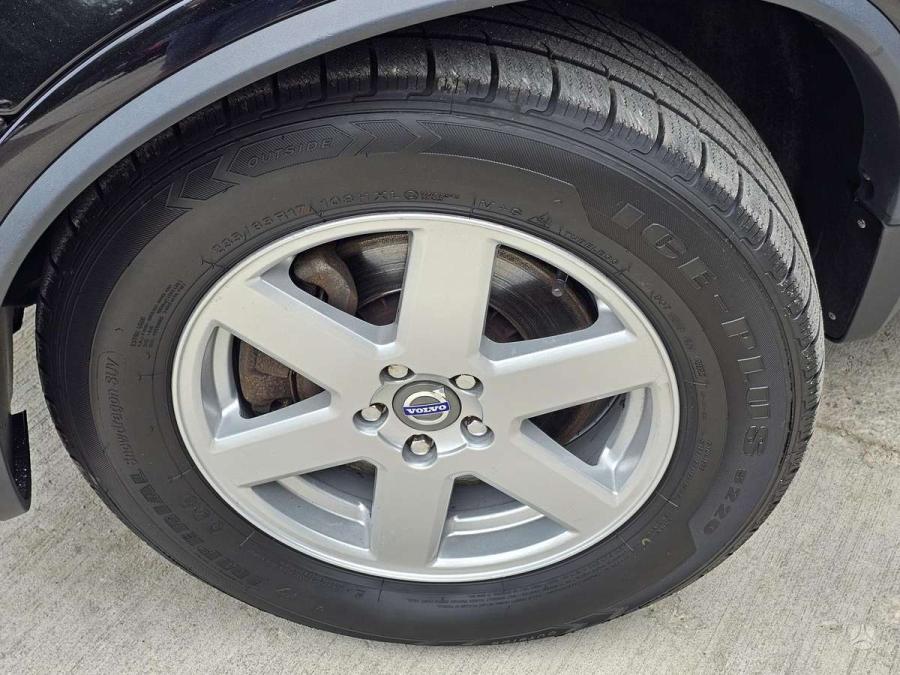 Melns Volvo XC90 2011 Utena, ar dzinēja tilpumu 2.40 L un nobraukumu 275 tūkst. km par 9750 €, foto 48 vietnē AUTOMOTO.COM.LV
