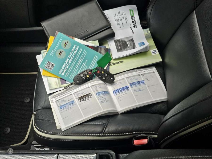 Melns Volvo XC90 2011 Utena, ar dzinēja tilpumu 2.40 L un nobraukumu 275 tūkst. km par 9750 €, foto 51 vietnē AUTOMOTO.COM.LV