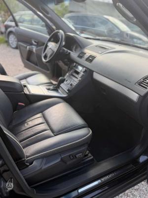 Melns Volvo XC90 2011 Ukmergė, ar dzinēja tilpumu 2.40 L un nobraukumu 244 tūkst. km par 8750 €, foto 13 vietnē AUTOMOTO.COM.LV