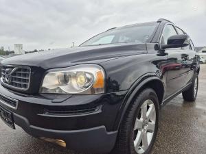 Black Volvo XC90 2011 in Utena, with an engine capacity of 2.40 L and mileage of 286 thousand km for 9550 €, photo 3 on AUTOMOTO.COM.LV