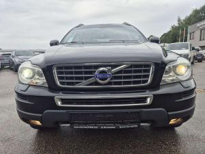 Black Volvo XC90 2011 in Utena, with an engine capacity of 2.40 L and mileage of 286 thousand km for 9550 €, photo 15 on AUTOMOTO.COM.LV