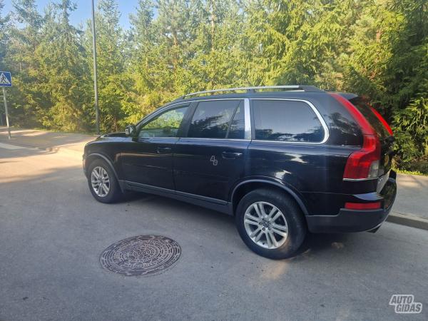 Melns Volvo XC90 2011 Šauļi, ar dzinēja tilpumu 2.40 L un nobraukumu 237 tūkst. km par 2600 €, foto 2 vietnē AUTOMOTO.COM.LV