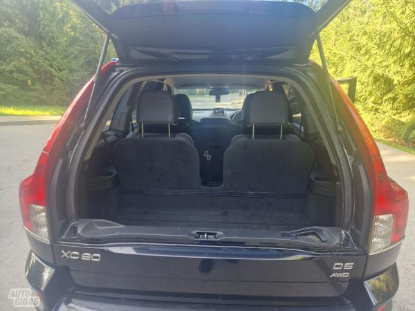 Melns Volvo XC90 2011 Šauļi, ar dzinēja tilpumu 2.40 L un nobraukumu 237 tūkst. km par 2600 €, foto 9 vietnē AUTOMOTO.COM.LV