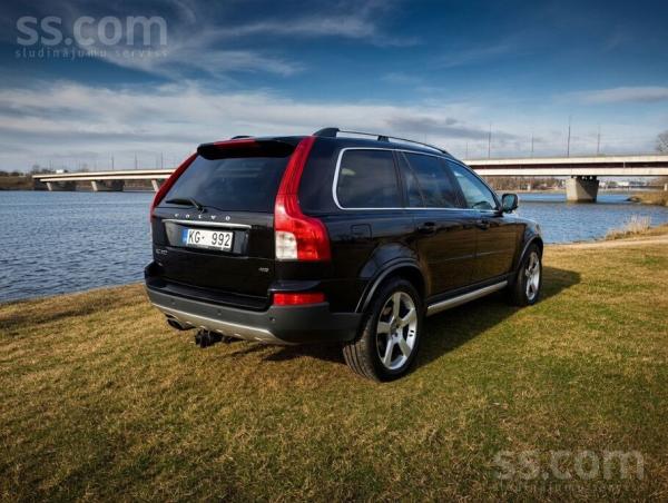 Melns Volvo XC90 2011 Rīga, ar dzinēja tilpumu 3.20 L un nobraukumu 345 tūkst. km par 8950 €, foto 3 vietnē AUTOMOTO.COM.LV
