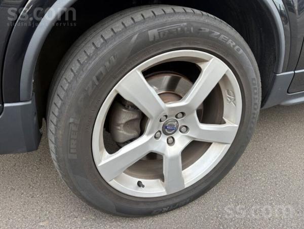 Melns Volvo XC90 2011 Rīga, ar dzinēja tilpumu 3.20 L un nobraukumu 345 tūkst. km par 8950 €, foto 9 vietnē AUTOMOTO.COM.LV
