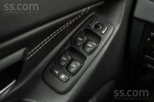 Melns Volvo XC90 2011 Rīga, ar dzinēja tilpumu 2.40 L un nobraukumu 356 tūkst. km par 8150 €, foto 30 vietnē AUTOMOTO.COM.LV