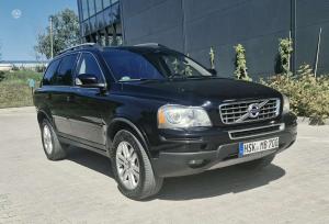 Black Volvo XC90 2011 in Vilnius, with an engine capacity of 2.40 L and mileage of 316 thousand km for 11400 €, photo 3 on AUTOMOTO.COM.LV