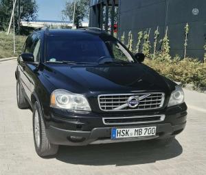 Black Volvo XC90 2011 in Vilnius, with an engine capacity of 2.40 L and mileage of 316 thousand km for 11400 €, photo 6 on AUTOMOTO.COM.LV