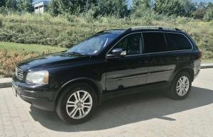 Black Volvo XC90 2011 in Vilnius, with an engine capacity of 2.40 L and mileage of 316 thousand km for 11400 €, photo 11 on AUTOMOTO.COM.LV