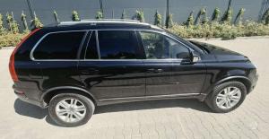 Black Volvo XC90 2011 in Vilnius, with an engine capacity of 2.40 L and mileage of 316 thousand km for 11400 €, photo 15 on AUTOMOTO.COM.LV
