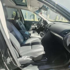 Black Volvo XC90 2011 in Vilnius, with an engine capacity of 2.40 L and mileage of 316 thousand km for 11400 €, photo 16 on AUTOMOTO.COM.LV