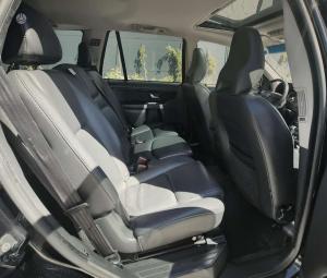 Black Volvo XC90 2011 in Vilnius, with an engine capacity of 2.40 L and mileage of 316 thousand km for 11400 €, photo 17 on AUTOMOTO.COM.LV