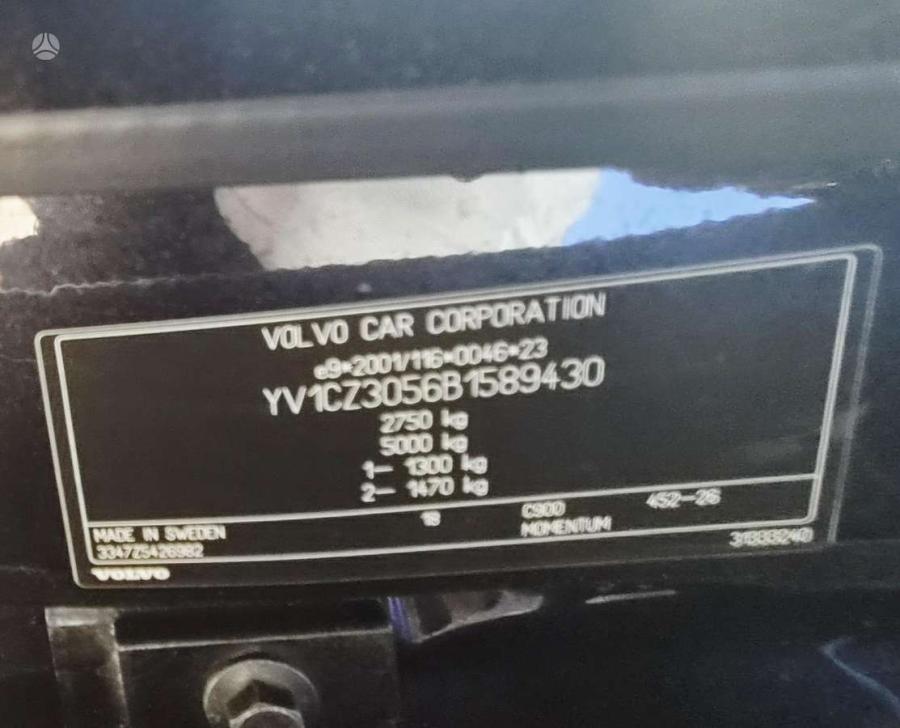 Black Volvo XC90 2011 in Vilnius, with an engine capacity of 2.40 L and mileage of 316 thousand km for 11400 €, photo 21 on AUTOMOTO.COM.LV