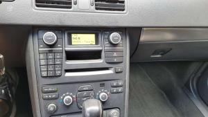 Melns Volvo XC90 2011 Kretinga, ar dzinēja tilpumu 2.40 L un nobraukumu 290 tūkst. km par 8200 €, foto 24 vietnē AUTOMOTO.COM.LV