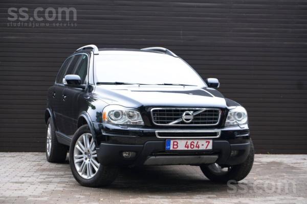 Black Volvo XC90 2011 in Riga, with an engine capacity of 2.40 L and mileage of 335 thousand km for 8390 €, photo 2 on AUTOMOTO.COM.LV