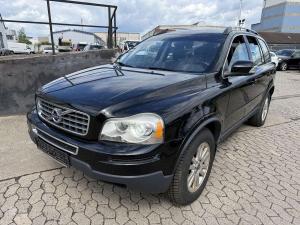 Black Volvo XC90 2011 in Marijampole, with an engine capacity of 2.40 L and mileage of 235 thousand km for 9499 €, photo 3 on AUTOMOTO.COM.LV