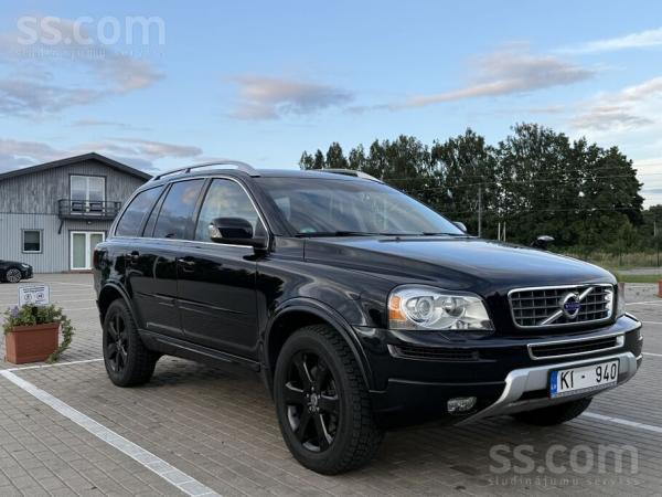 Melns Volvo XC90 2011 Rīga, ar dzinēja tilpumu 2.40 L un nobraukumu 290 tūkst. km par 10600 €, foto 1 vietnē AUTOMOTO.COM.LV
