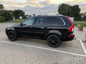 Melns Volvo XC90 2011 Rīga, ar dzinēja tilpumu 2.40 L un nobraukumu 290 tūkst. km par 11600 €, foto 5 vietnē AUTOMOTO.COM.LV