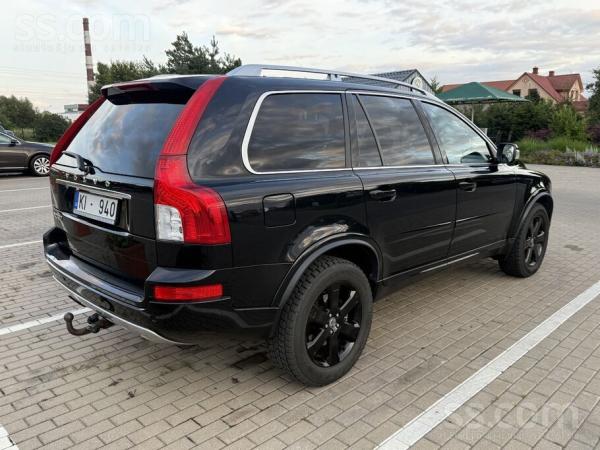 Melns Volvo XC90 2011 Rīga, ar dzinēja tilpumu 2.40 L un nobraukumu 290 tūkst. km par 10600 €, foto 6 vietnē AUTOMOTO.COM.LV