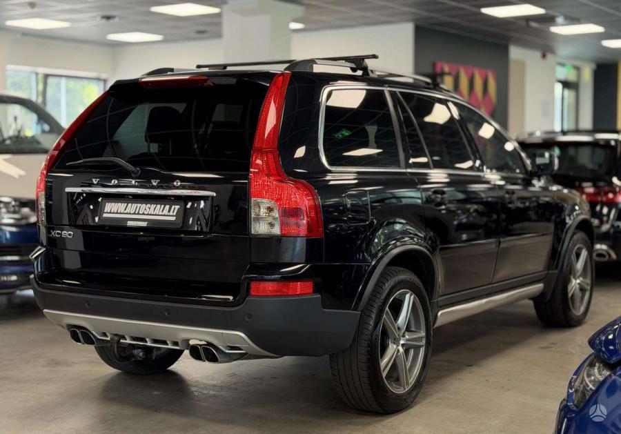 Melns Volvo XC90 2011 Klaipėda, ar dzinēja tilpumu 2.40 L un nobraukumu 273 tūkst. km par 11900 €, foto 5 vietnē AUTOMOTO.COM.LV