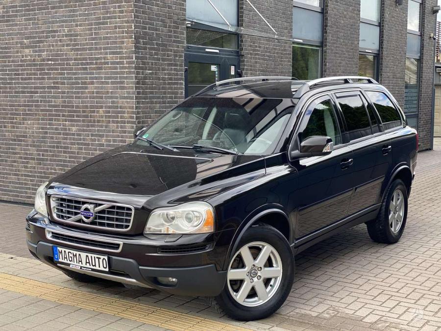 Melns Volvo XC90 2011 Marijampole, ar dzinēja tilpumu 2.40 L un nobraukumu 286 tūkst. km par 10750 €, foto 16 vietnē AUTOMOTO.COM.LV