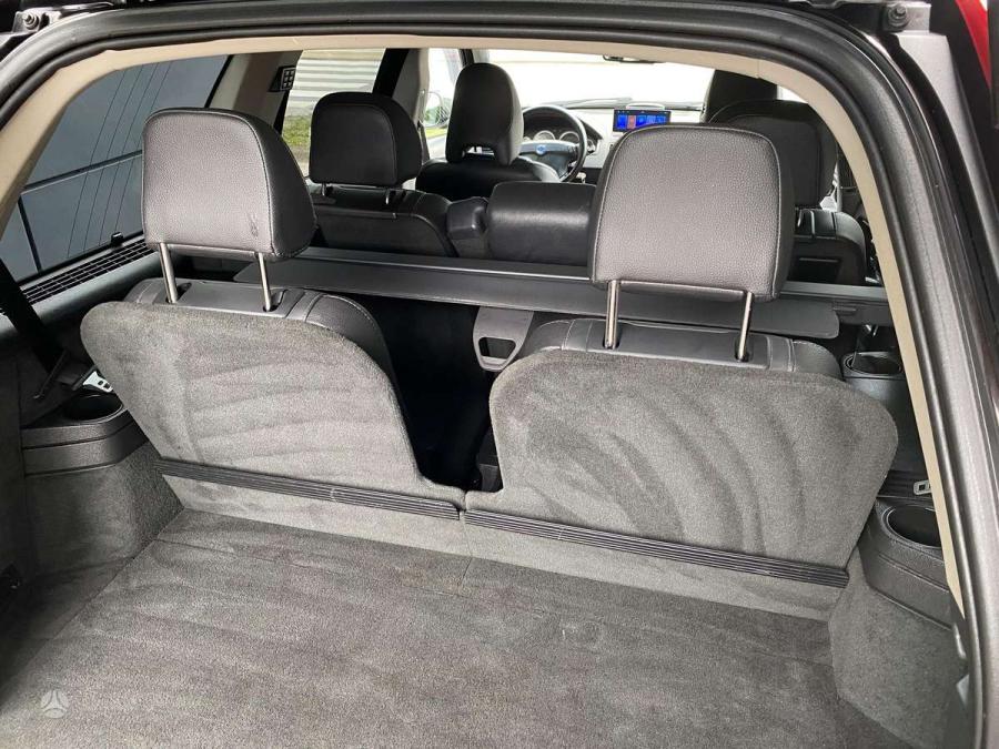 Melns Volvo XC90 2011 Marijampole, ar dzinēja tilpumu 2.40 L un nobraukumu 286 tūkst. km par 10750 €, foto 26 vietnē AUTOMOTO.COM.LV